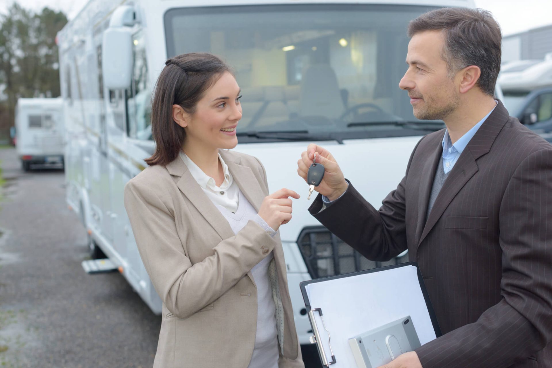 6 Tips to Help You Sell Your RV Successfully | Chief RV, LLC